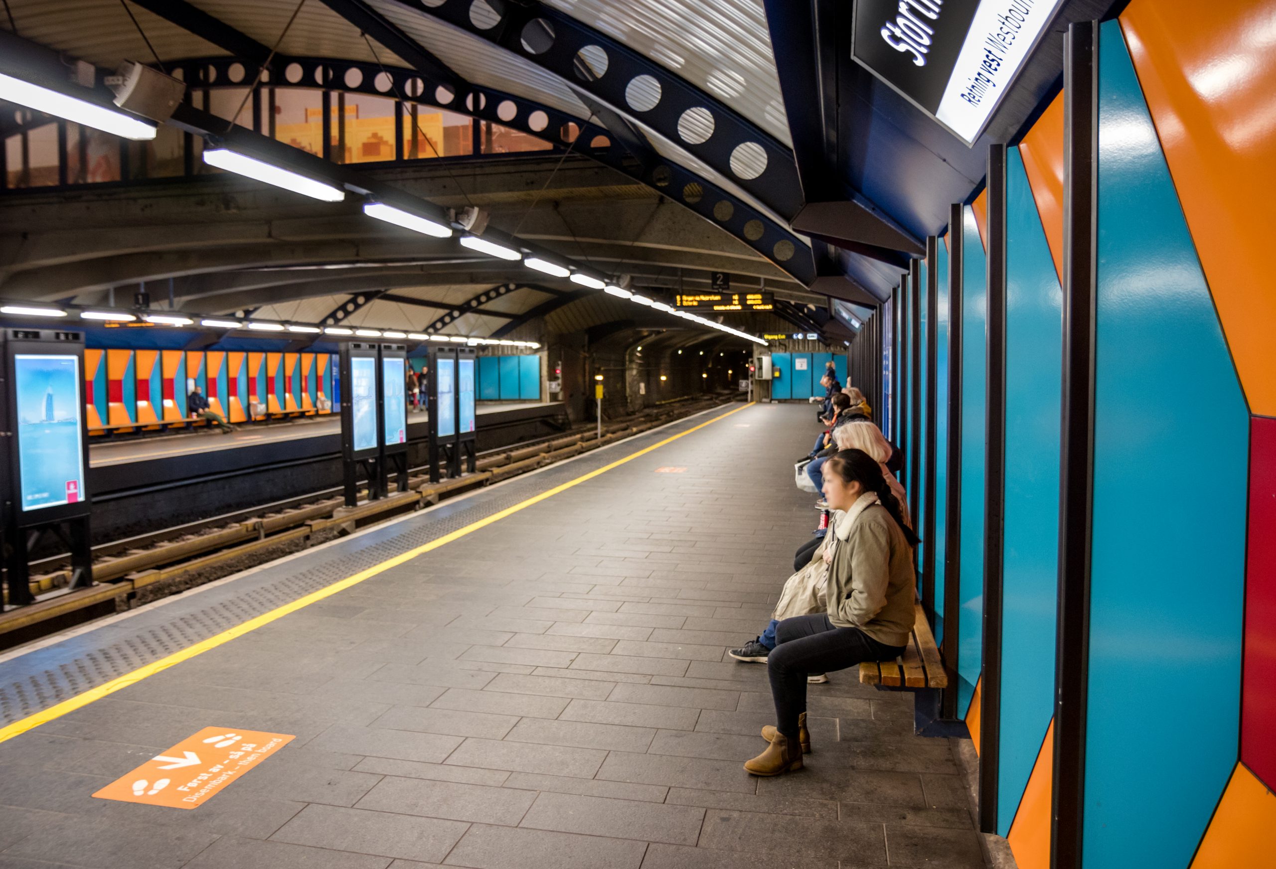 Sporveien utfører vedlikeholdsarbeid ved Stortinget T-banestasjon - Samferdsel & Infrastruktur