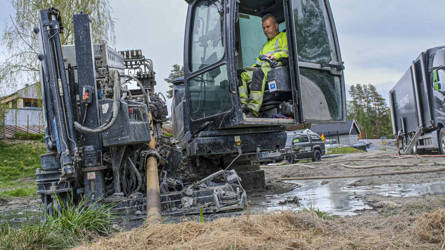Har trukket fem kilometer vann og avløp med styrt boring - Samferdsel ...